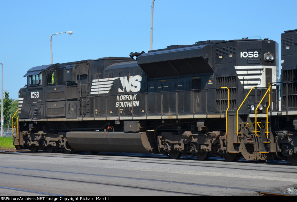 NS 1058